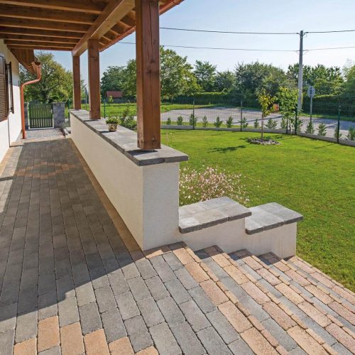 Stĺpové a plotové striešky | Leier.sk